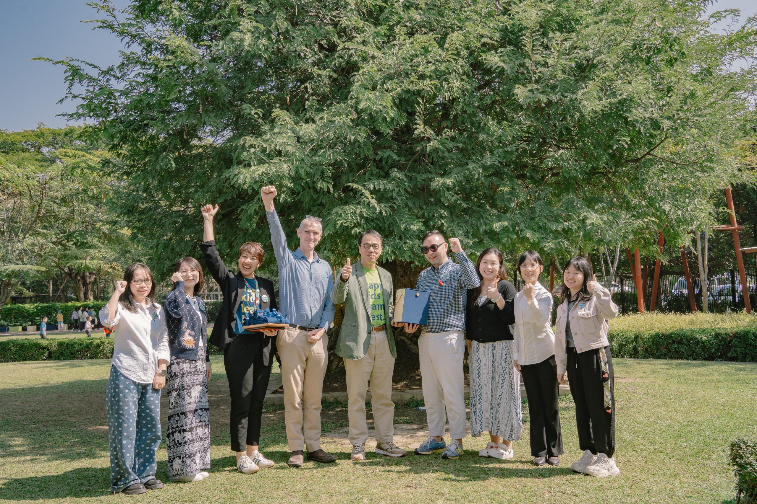Welcome the Professor PhD students from China and King Mongkut’s Institute of Technology ...